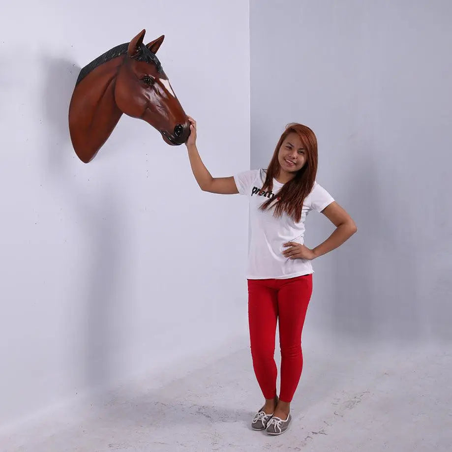 Chestnut Horse Head Statue | LM Treasures