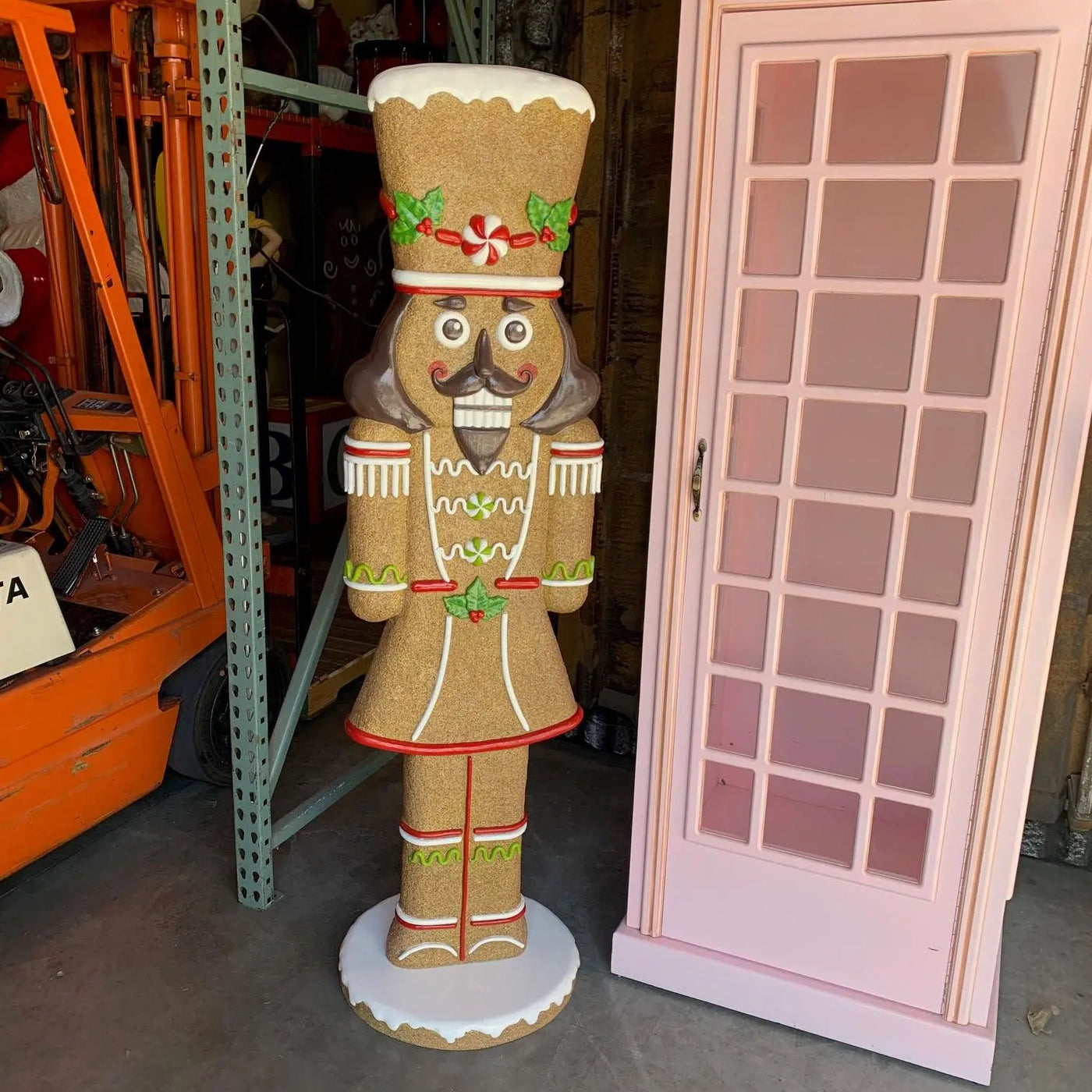 Nutcracker Gingerbread Cookie Over Sized Statue – LM Treasures