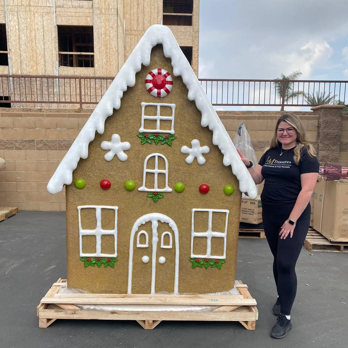 Gingerbread House Facade Backdrop Statue | LM Treasures