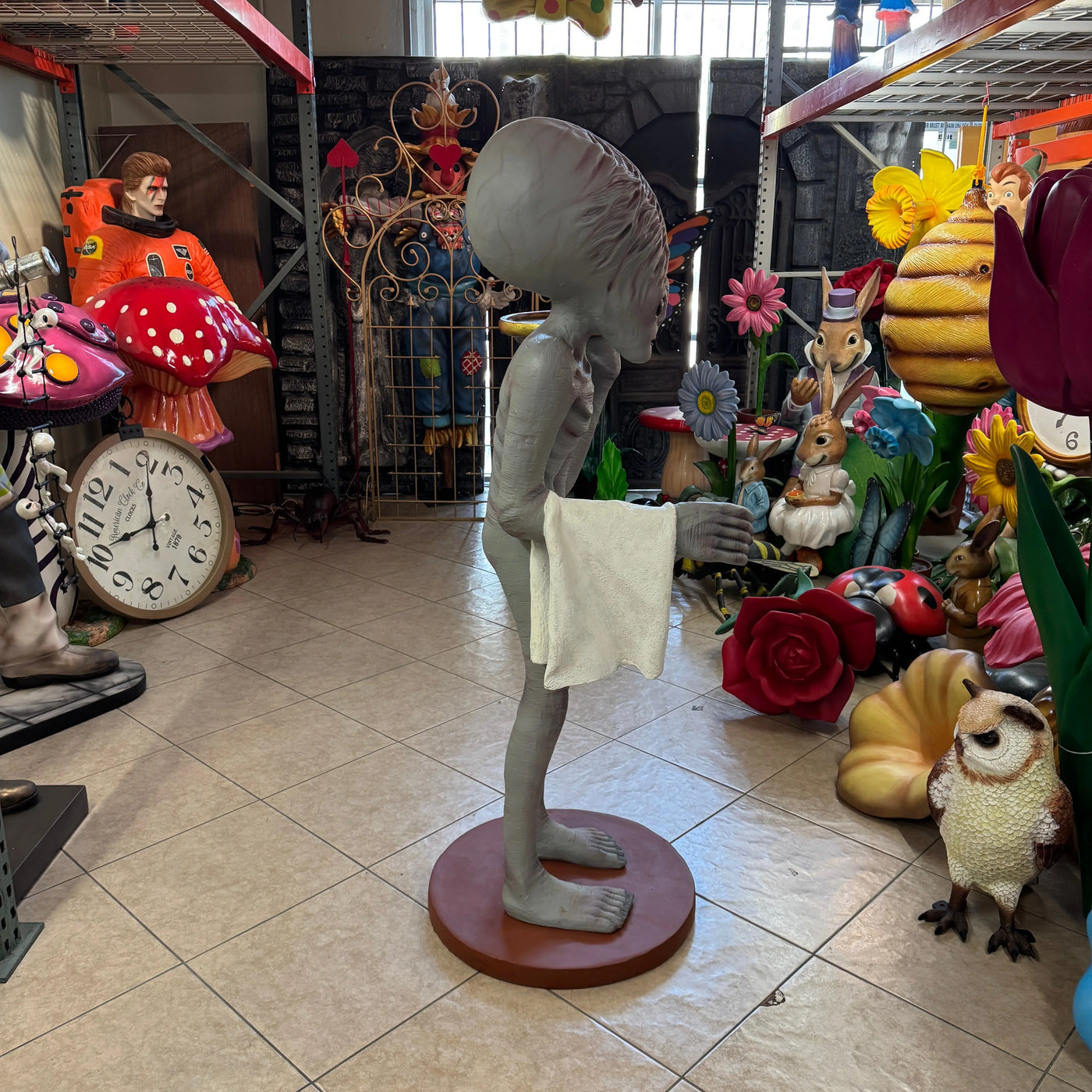 Huge Brain Alien Butler Life Size Statue – LM Treasures
