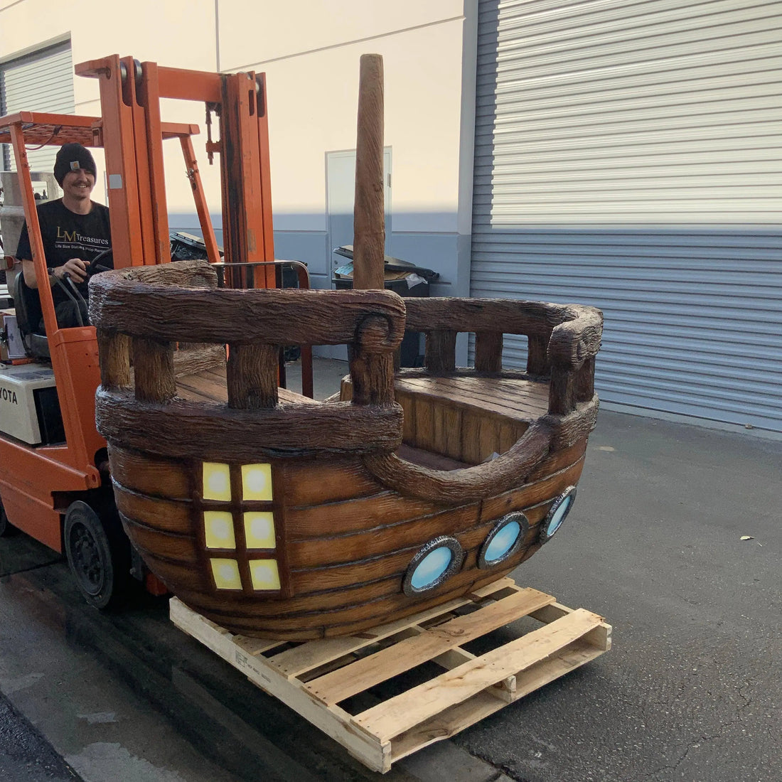 Pirate Ship Life Size Statue | LM Treasures