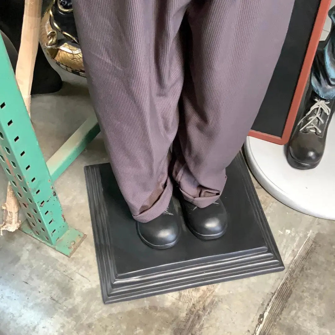 Butler Statue Prop – LM Treasures