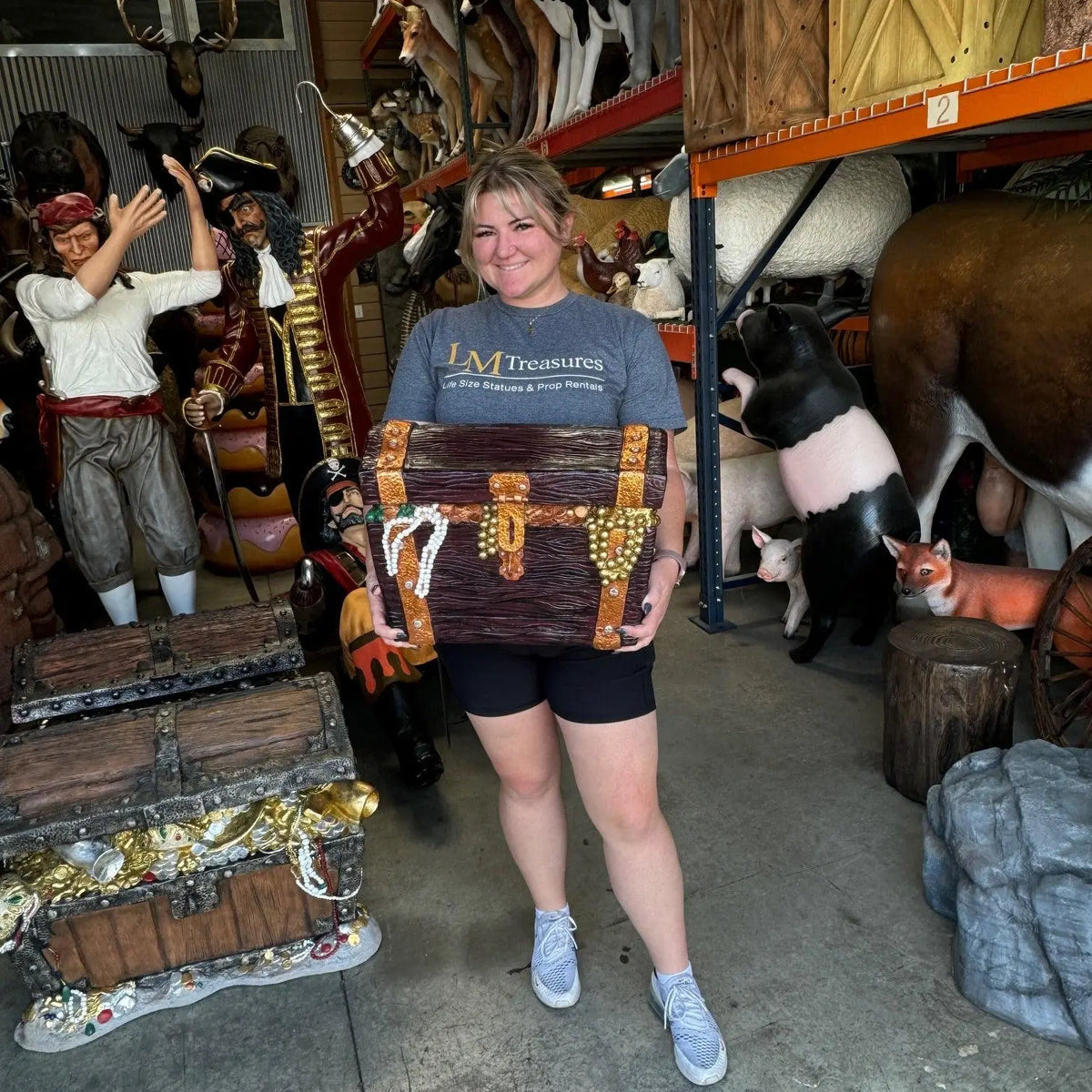 Small Closed Treasure Chest Statue| LM Treasures