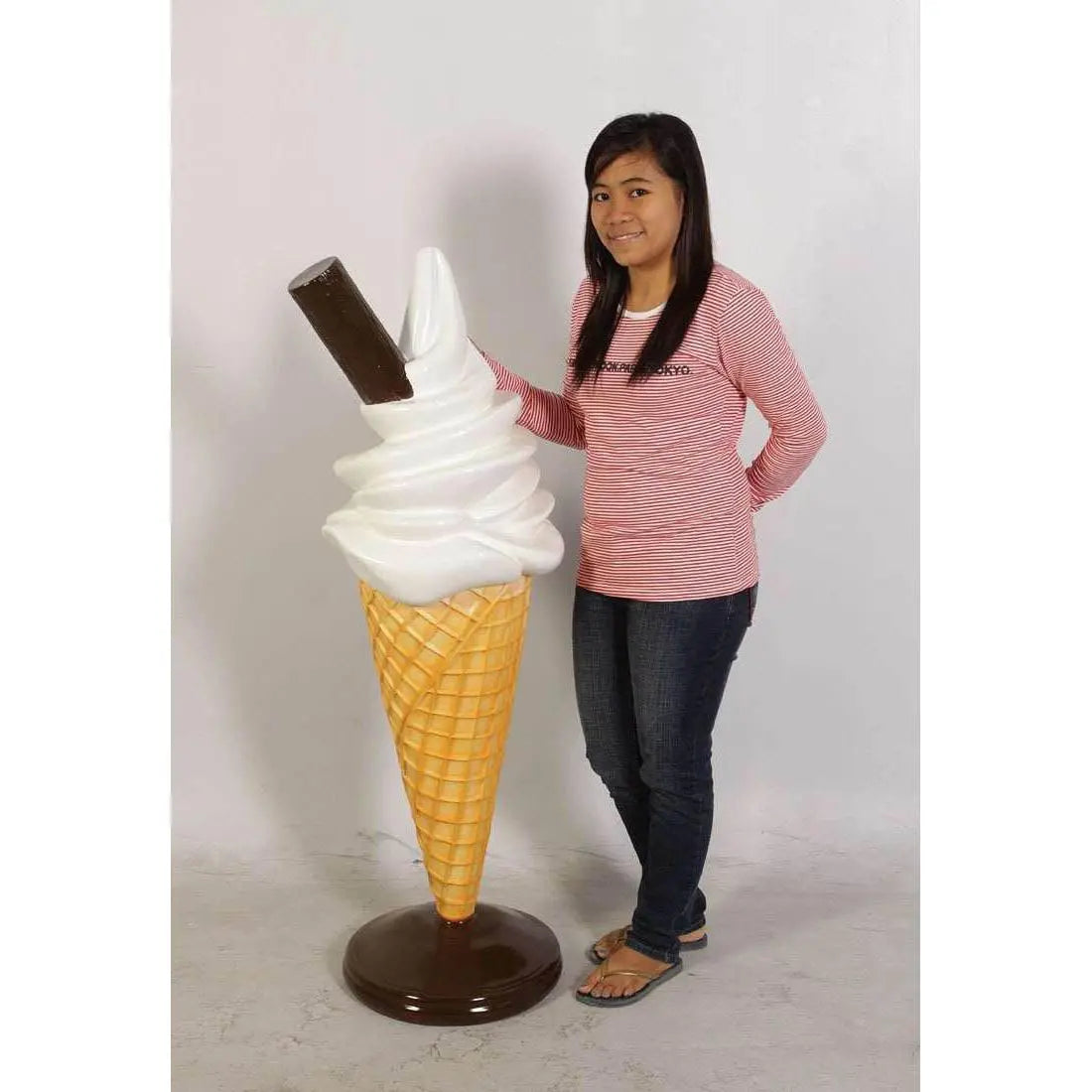 Small Soft Serve Vanilla Ice Cream Over Sized Statue| LM Treasures