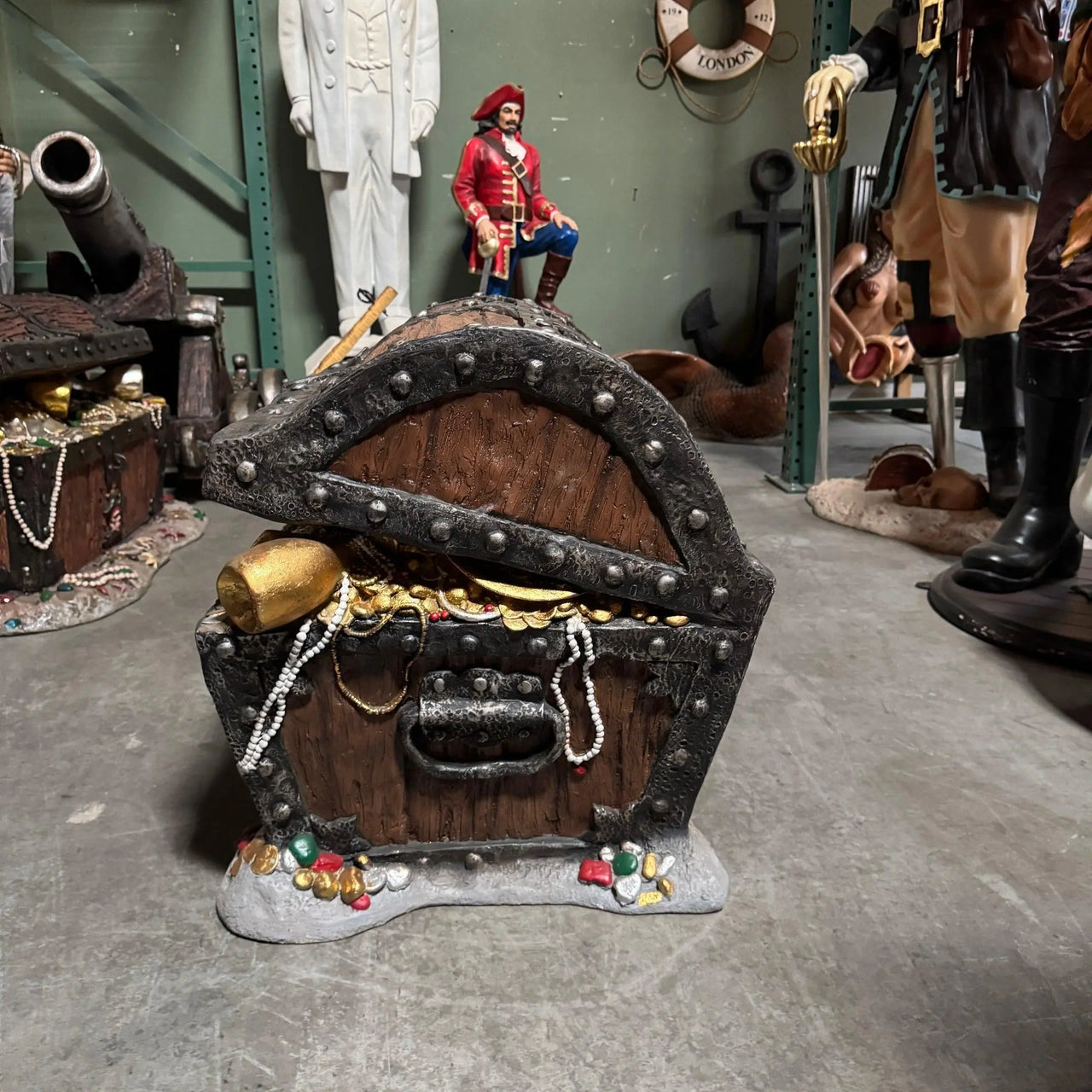 Big Treasure Chest Life Size Statue – LM Treasures