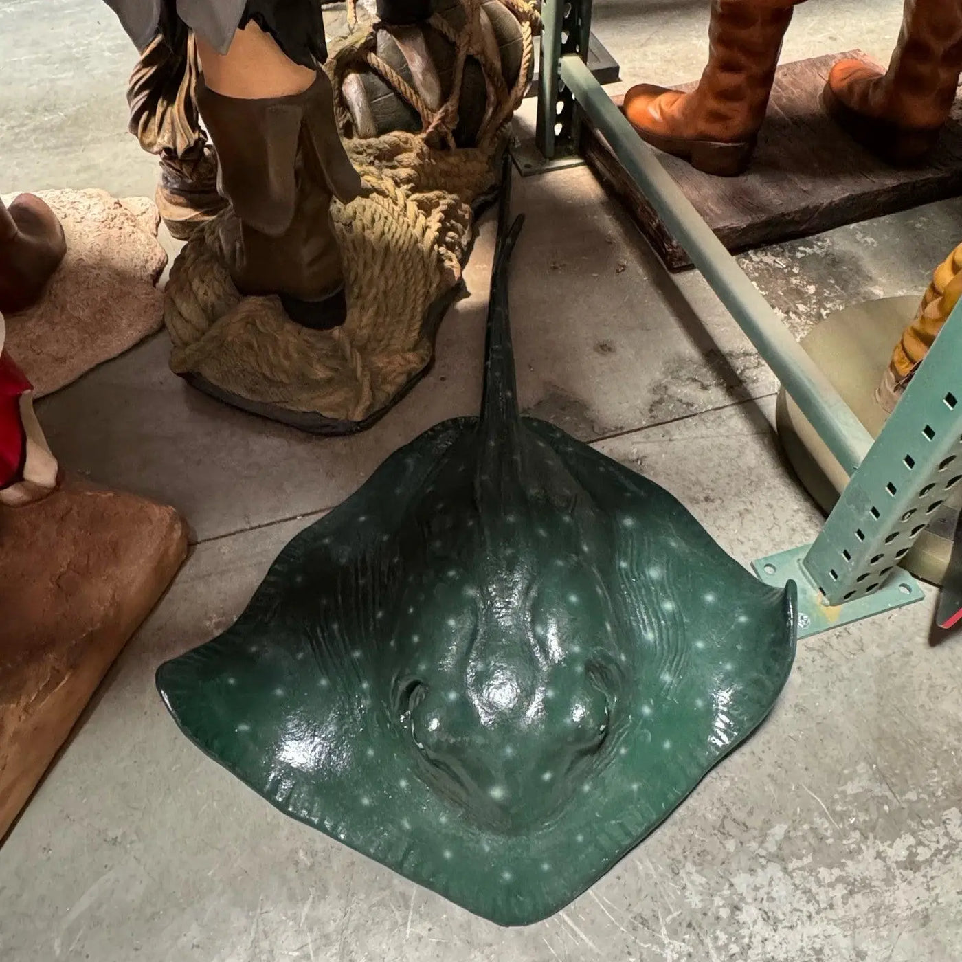 Stingray Life Size Marine Animal Sea Creature Statue – LM Treasures