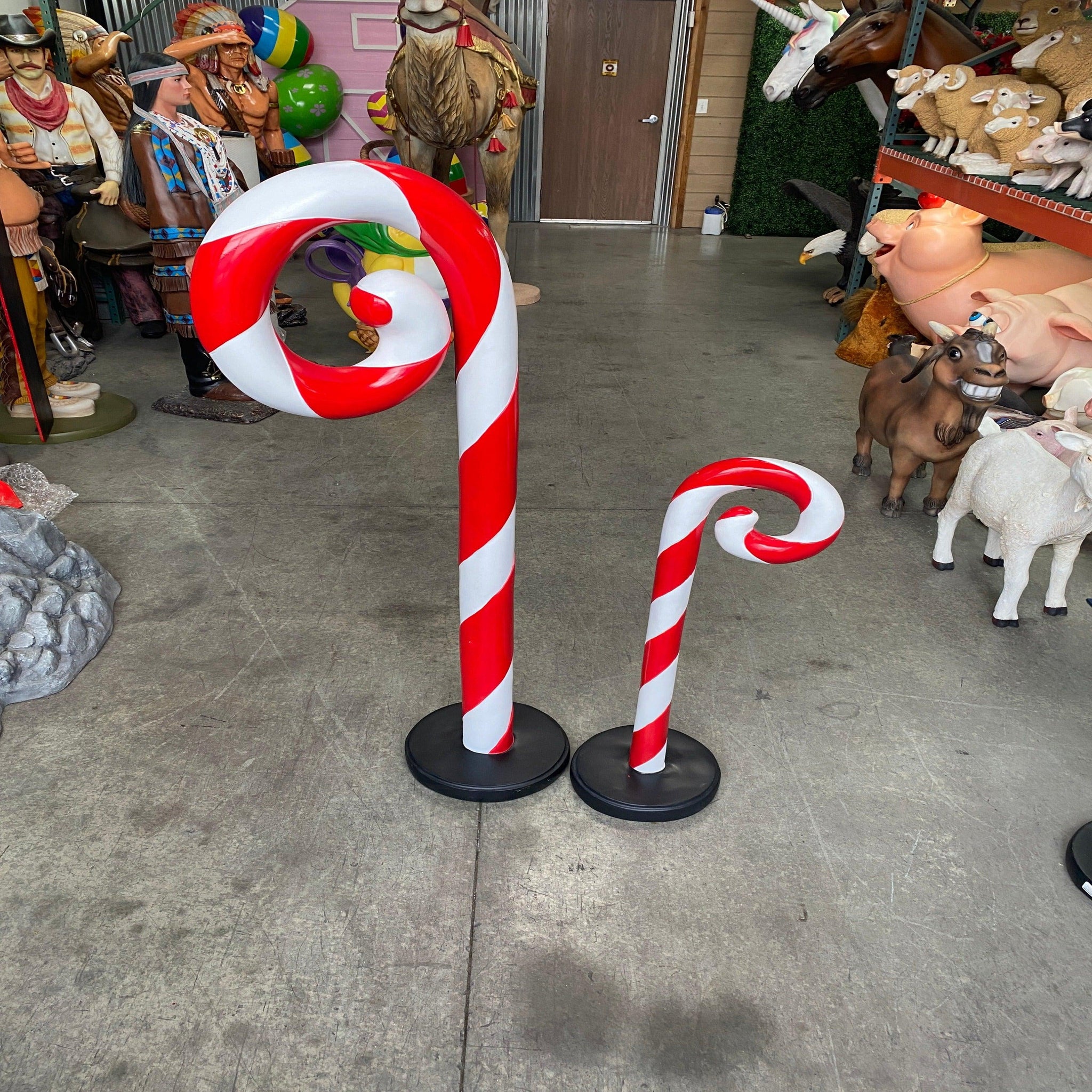 Small Swirl Candy Cane Over Sized Statue| LM Treasures