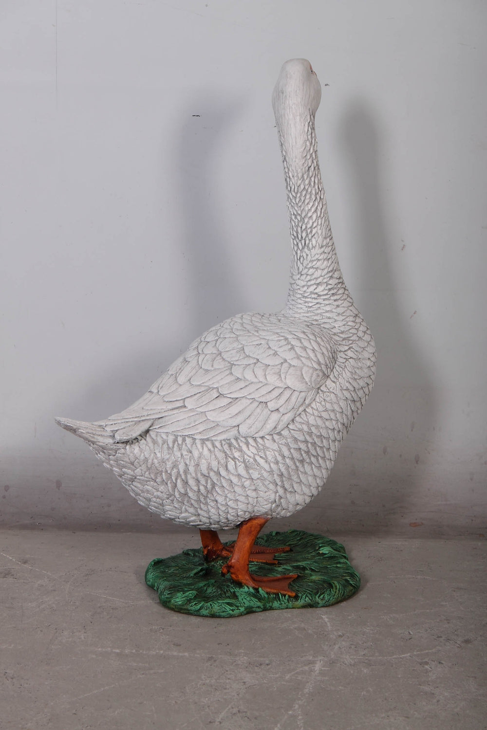 Goose Bird Statue Prop| LM Treasures