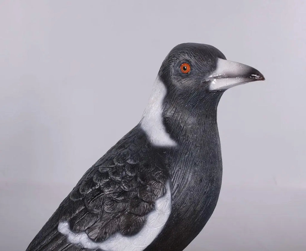 Magpie Crow Life Size Statue | LM Treasures