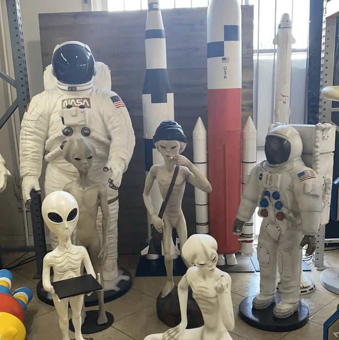Smoking Alien Standing Life Size Statue| LM Treasures